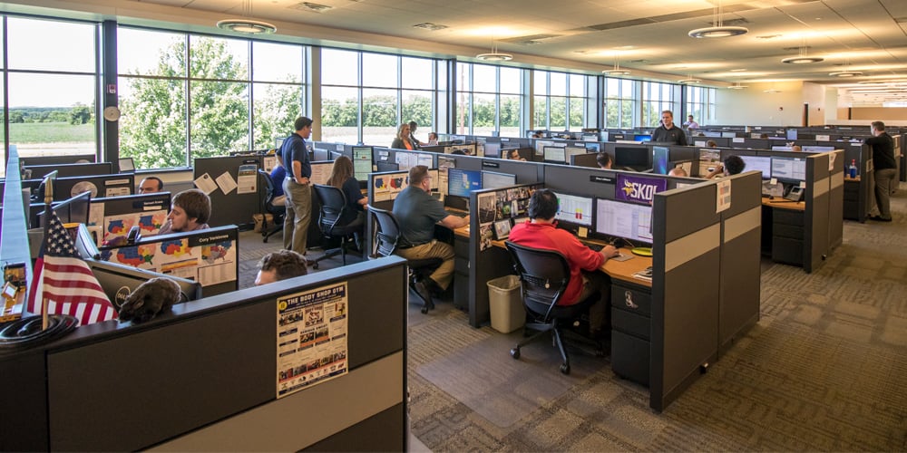 Pros and Cons of Working in a Cubicle Environment